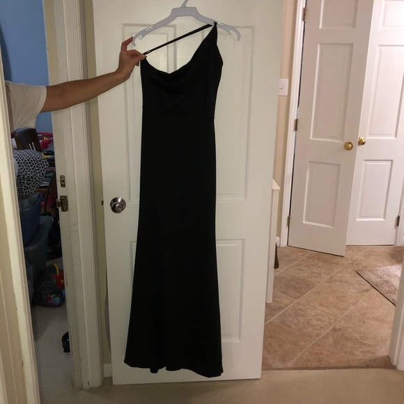 Windsor | Dresses | Classic Form Fitting One Shoulder Backless | Poshmark